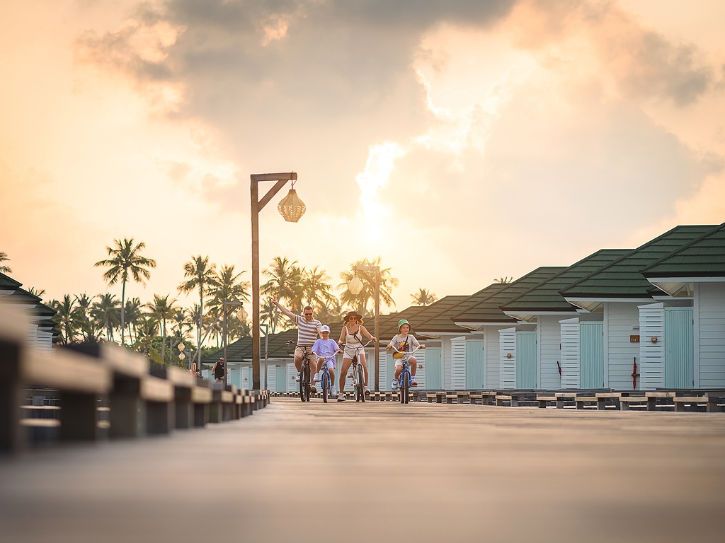 Siyam World Maldives – 24/7 Premium All-Inclusive Resort from £2,299