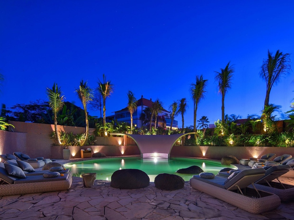 Luxury Romantic Bali Escape - Adults only